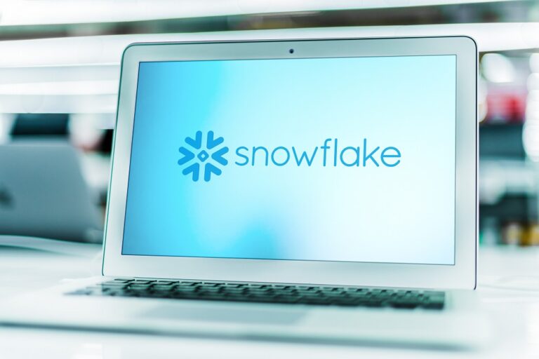 Snowflake Embraces Open Data With Polaris Catalog